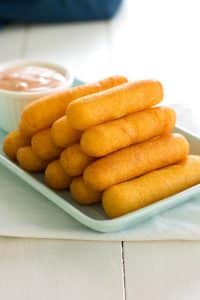 Sorullitos de Maiz (Puerto Rican cornmeal fritters) | Kitchen Gidget